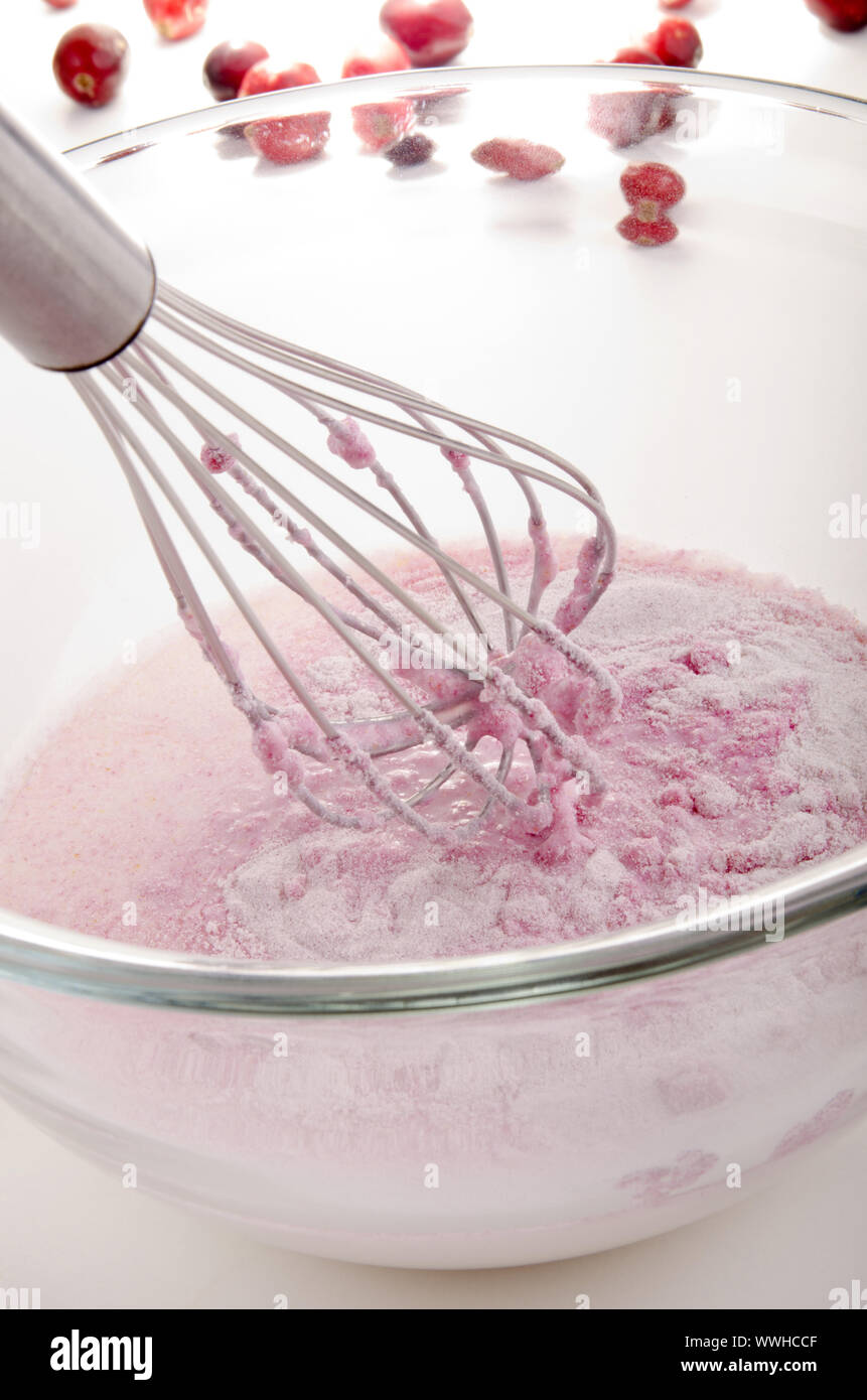 milk and pudding powder in a glass bowl Stock Photo - Alamy
