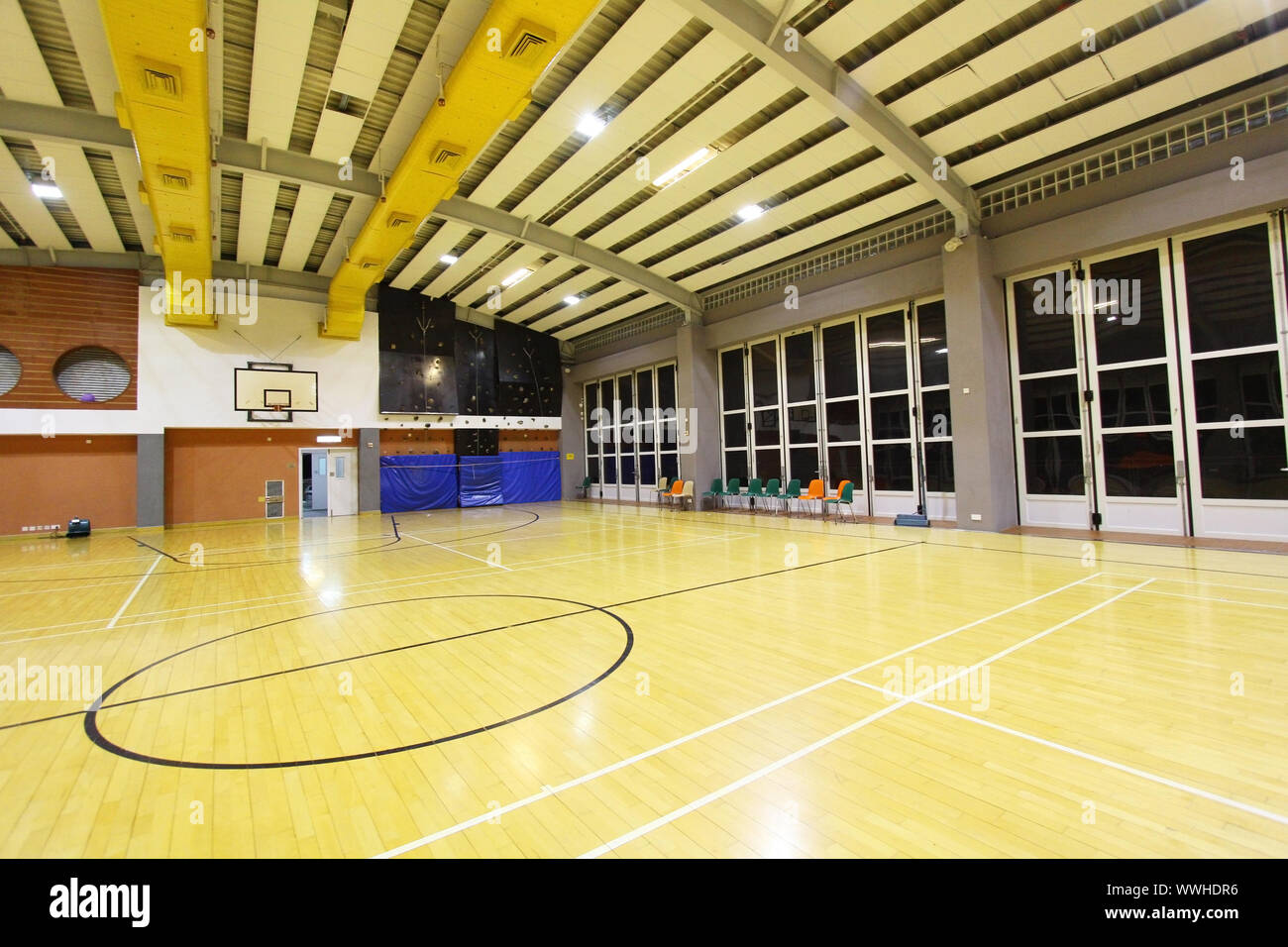 A perspective view of a basketball court Stock Photo - Alamy