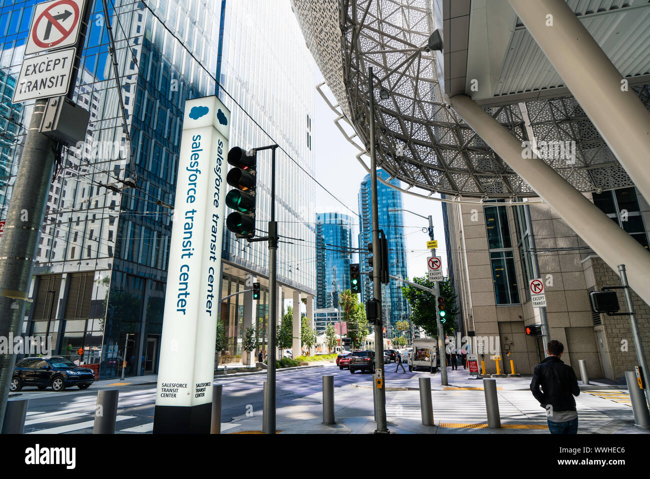 Transbay terminal hi-res stock photography and images - Alamy