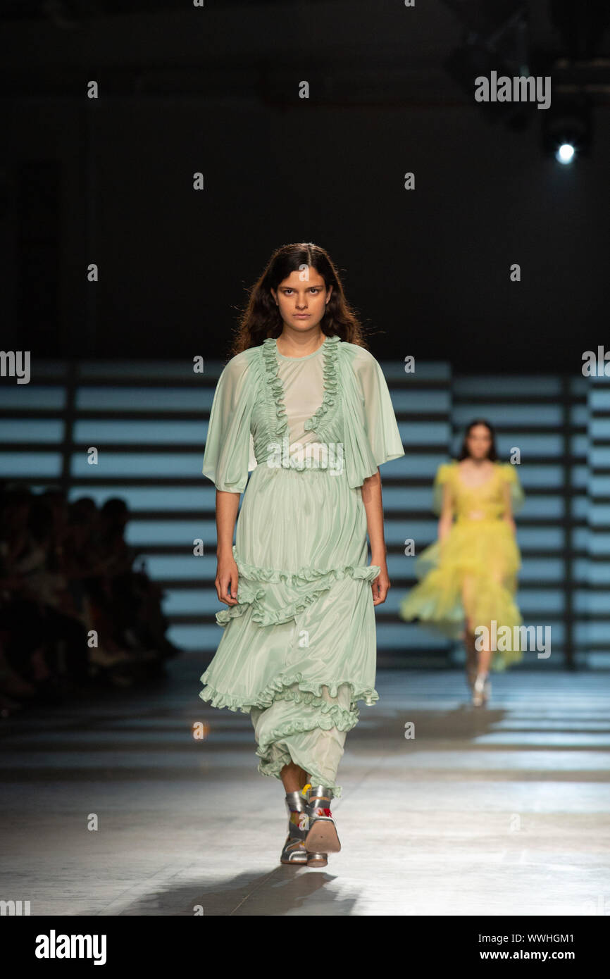 Katie thornton hi-res stock photography and images - Alamy