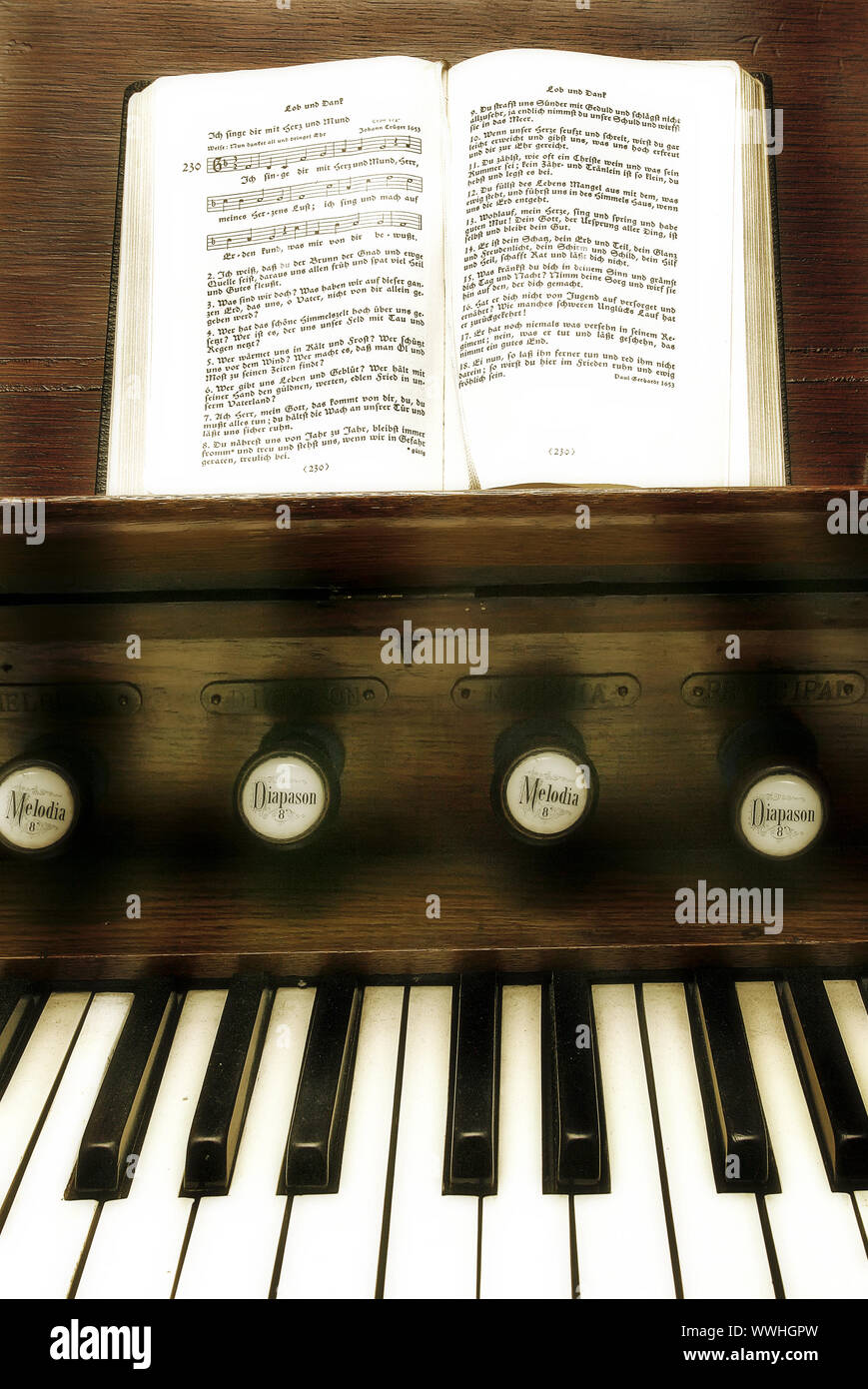 Hymnbook hi-res stock photography and images - Alamy
