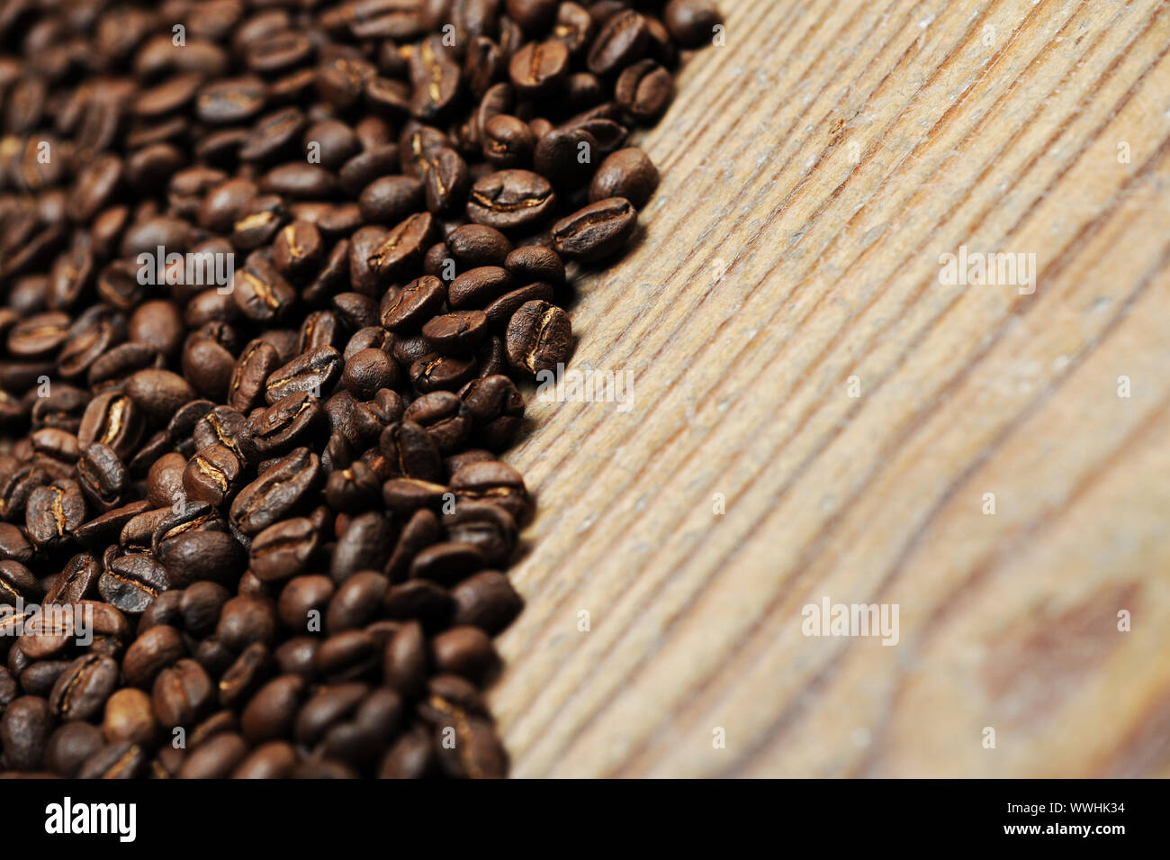coffee beans texture Stock Photo - Alamy