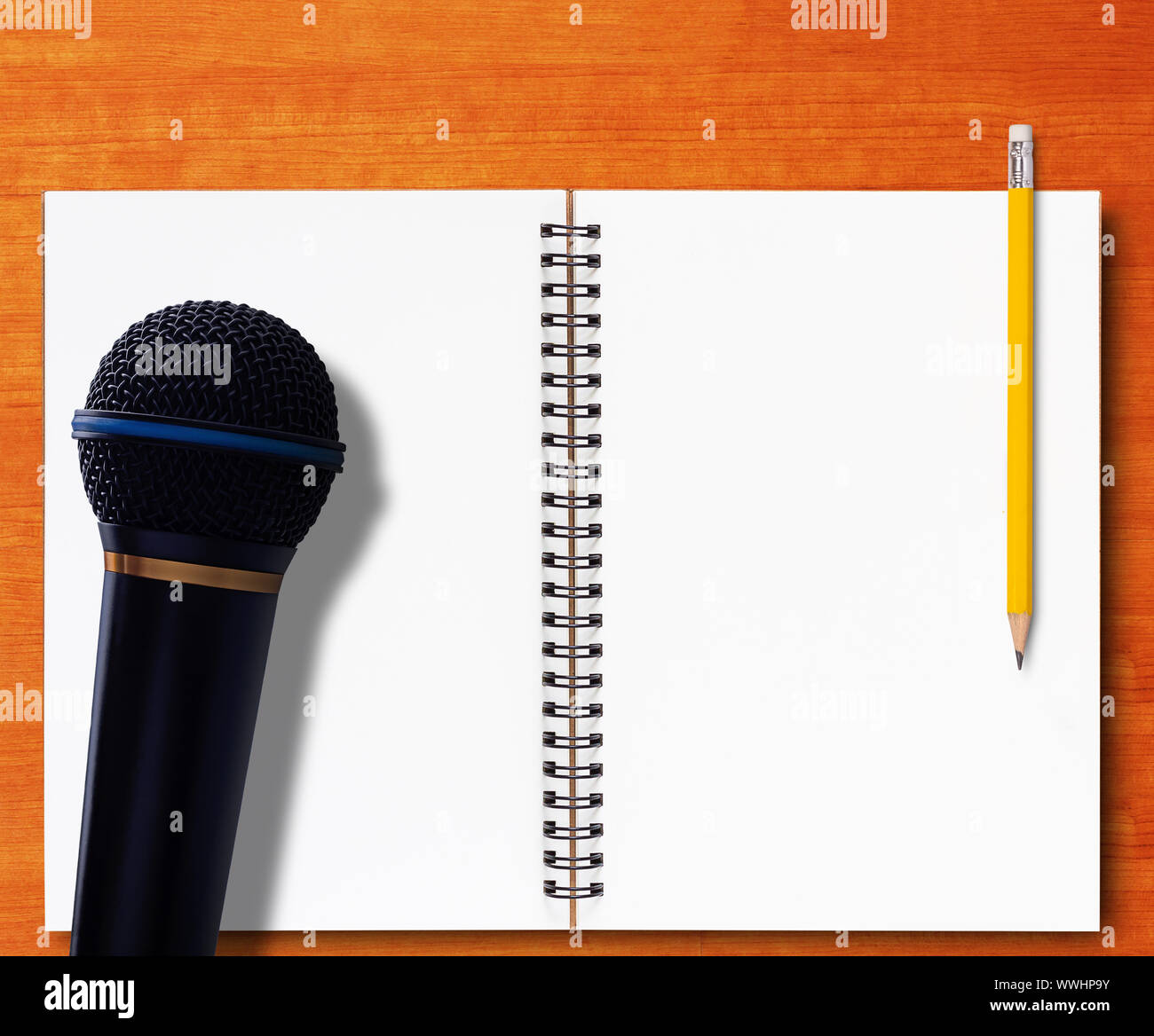 Journalist interview notepad hi-res stock photography and images - Alamy