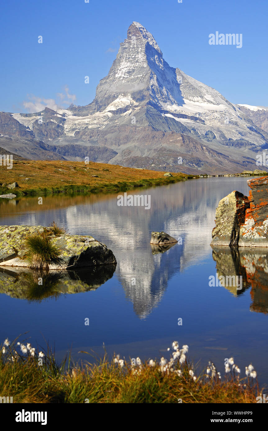 Stellisee with Matterhorn, Zermatt, Switzerland Stock Photo - Alamy