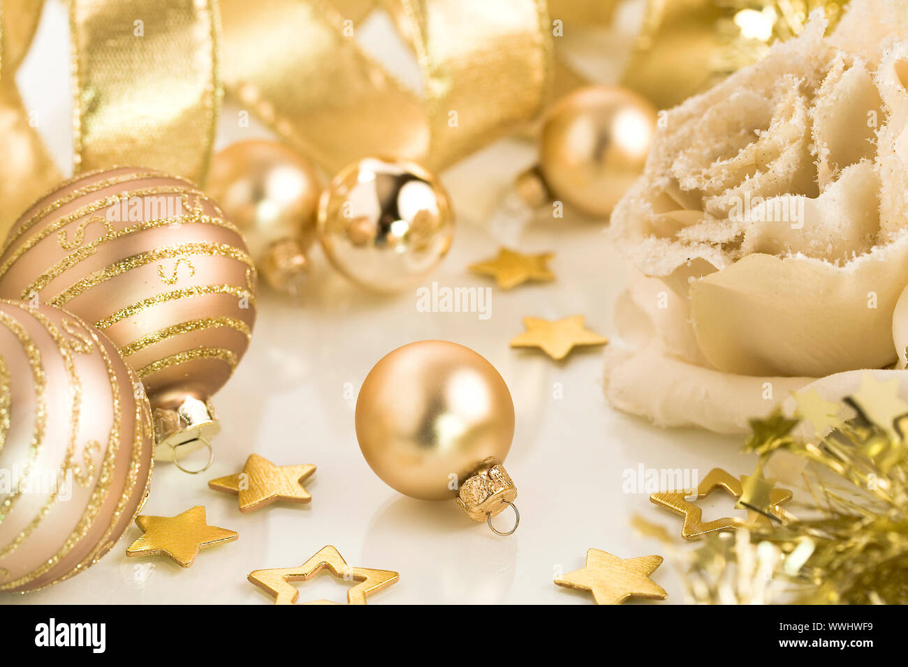 A collection of gold Christmas decorations Stock Photo - Alamy