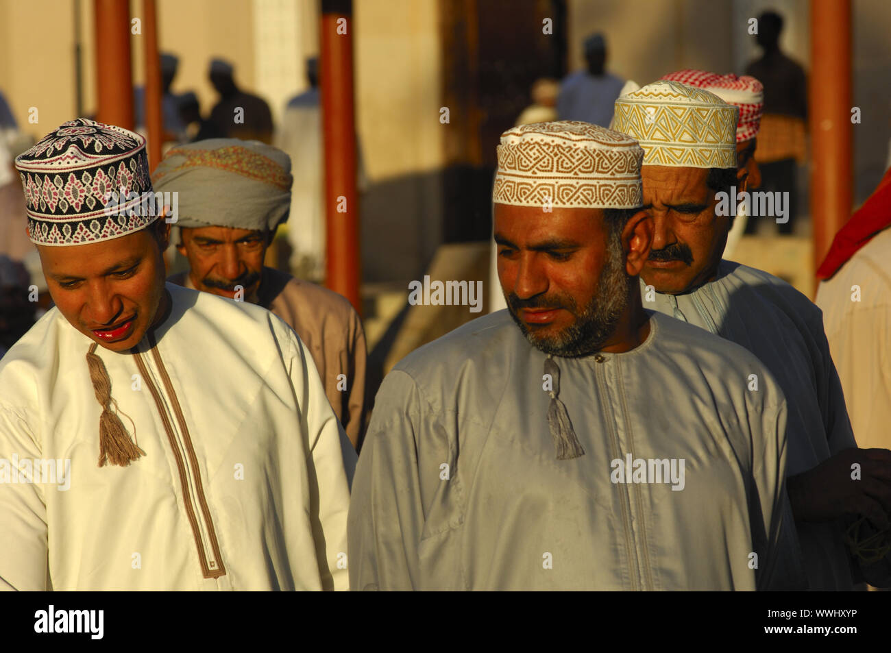 Omani Man In Traditional Dress High Resolution Stock Photography and ...