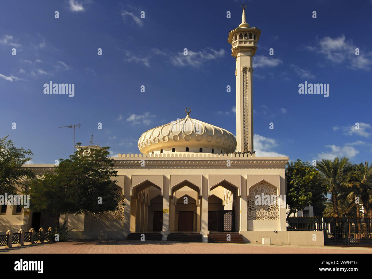 Dubai Mosque
