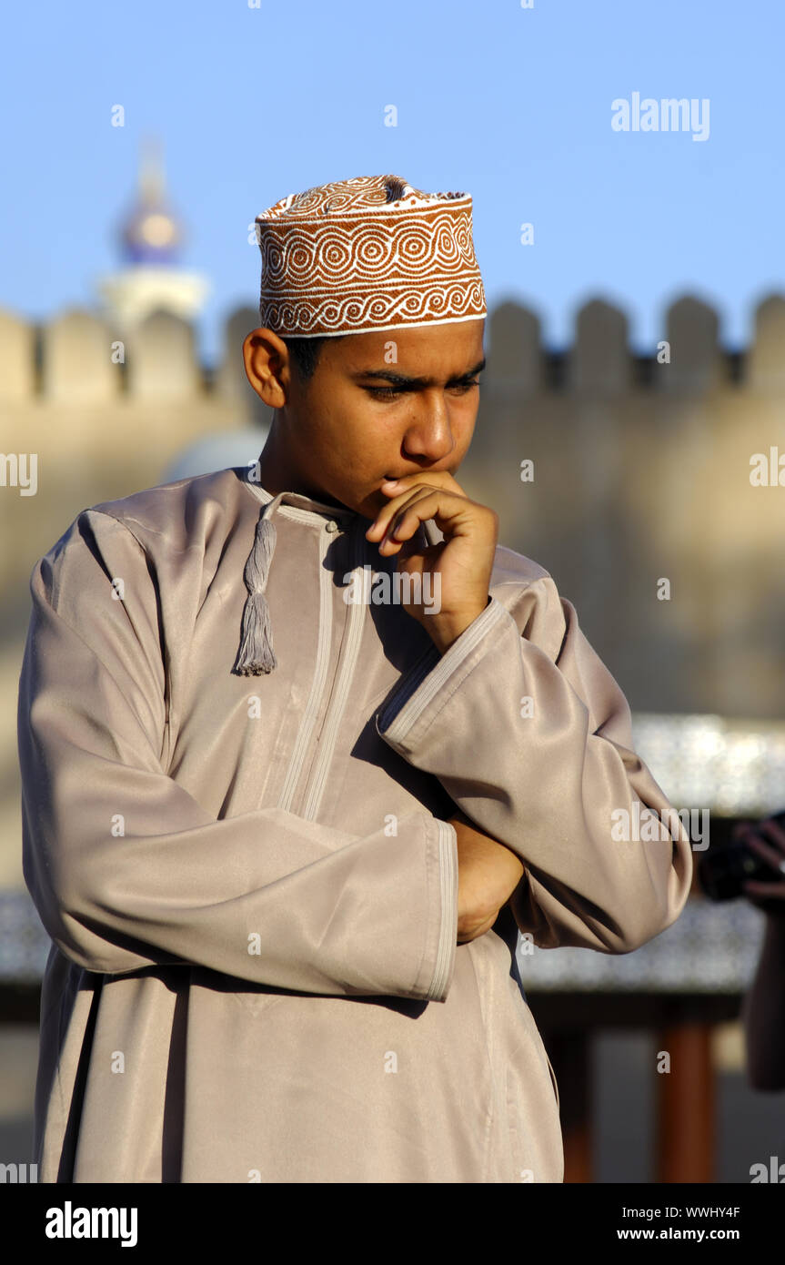 Traditional omani cap hi-res stock photography and images - Alamy