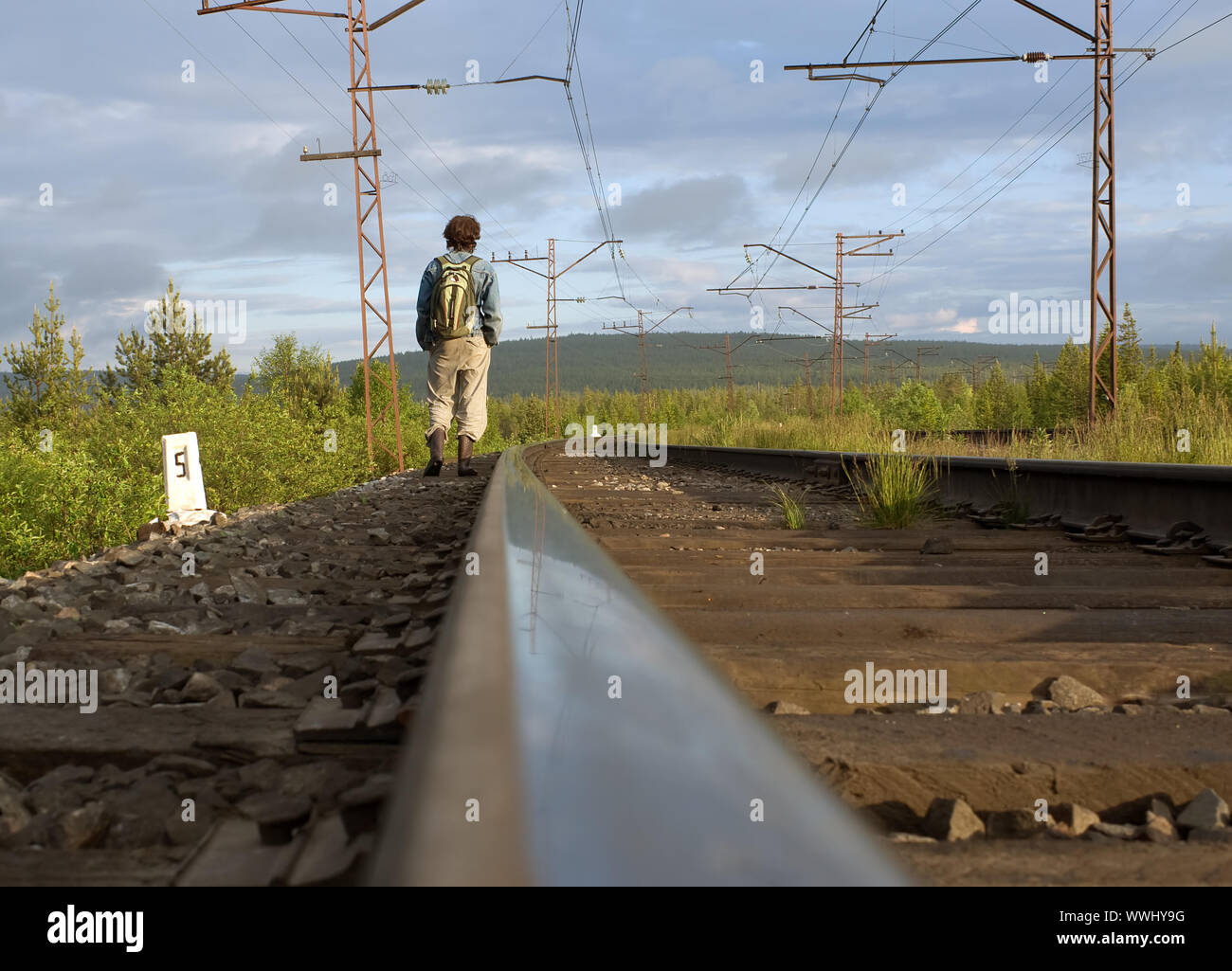 Leaving afar hi-res stock photography and images - Alamy