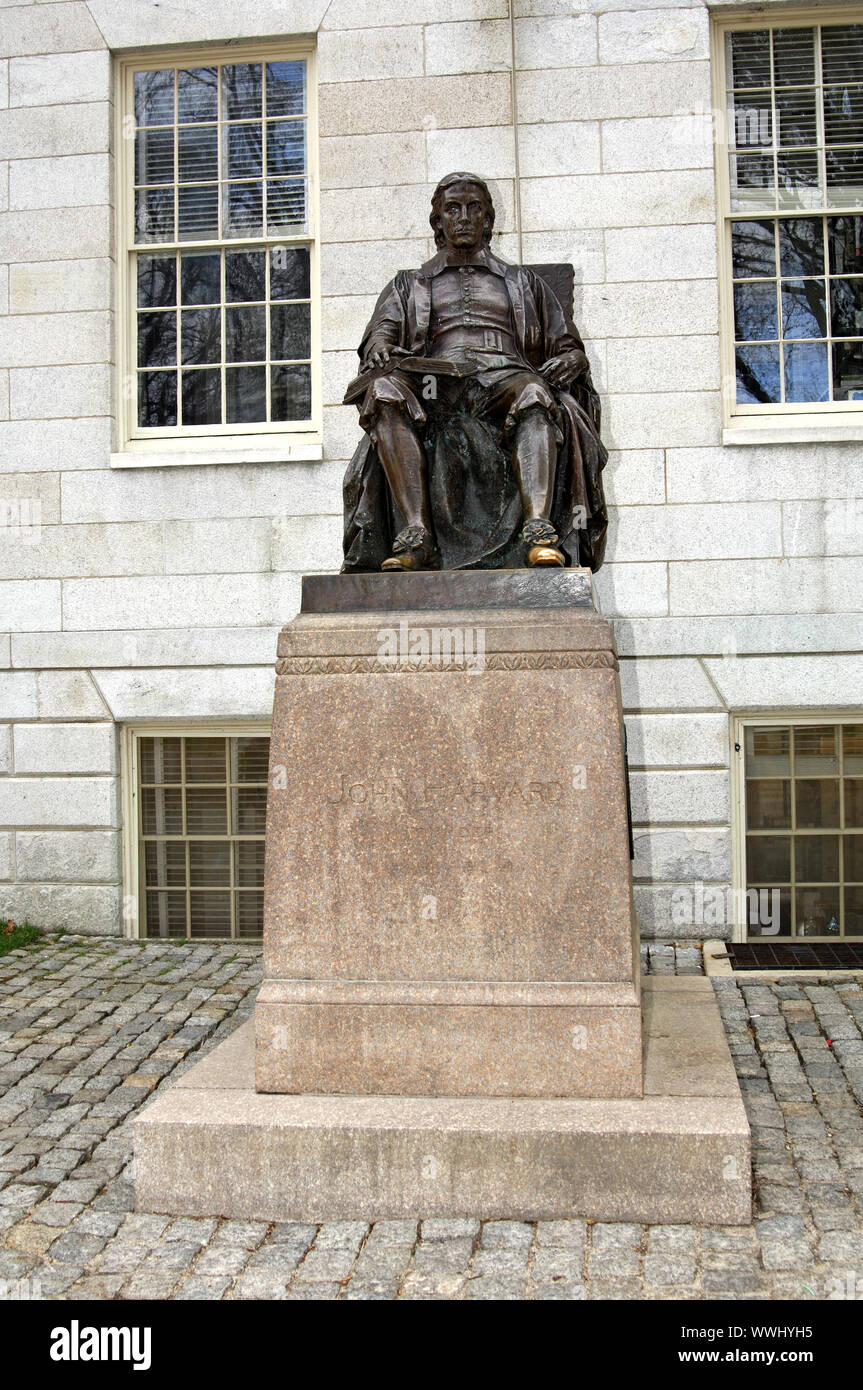 Harvard uni hi-res stock photography and images - Alamy