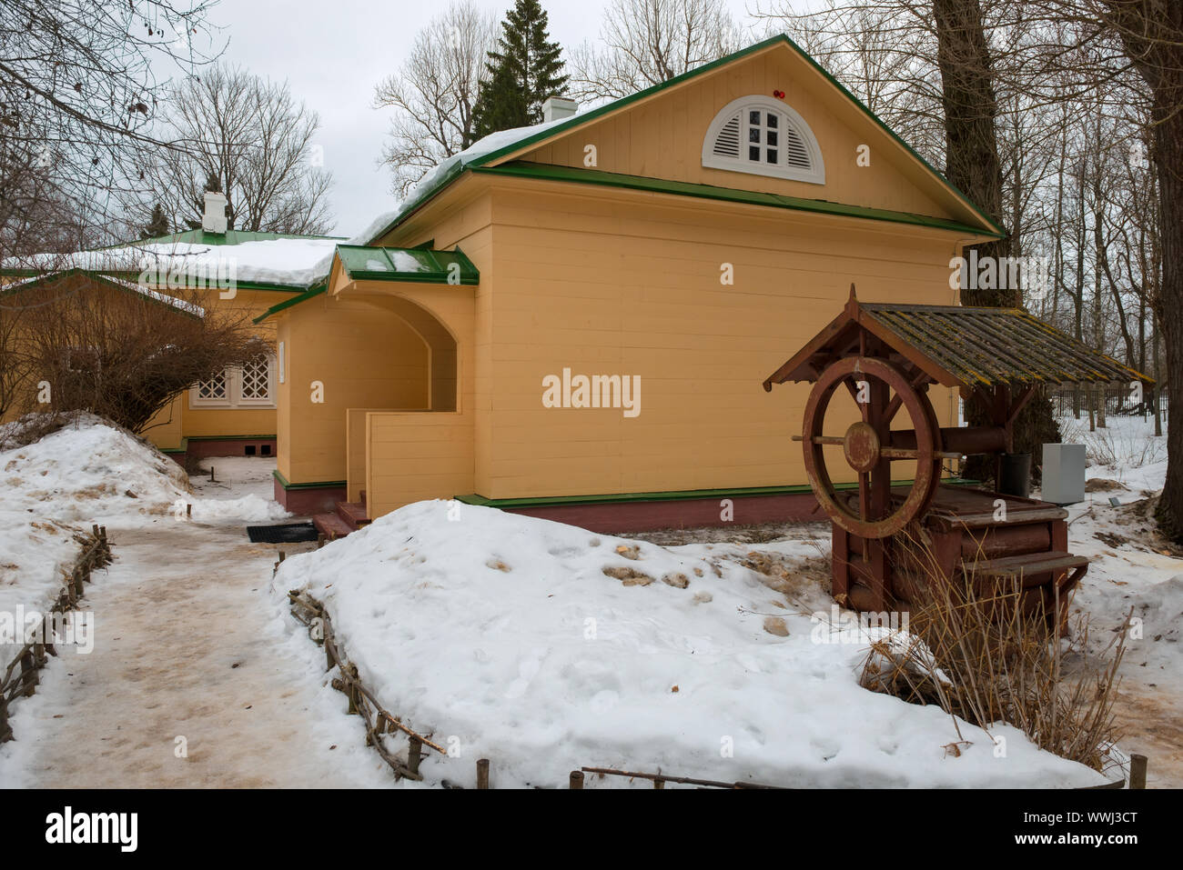 Anton chekhov house hi-res stock photography and images - Alamy