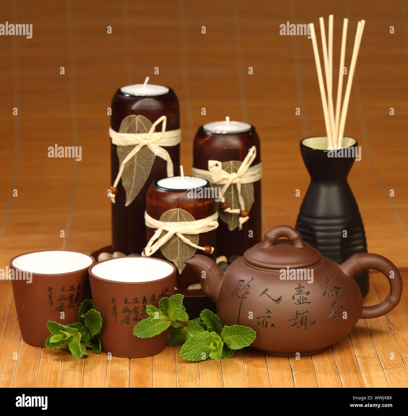 mint tea on china background Stock Photo - Alamy