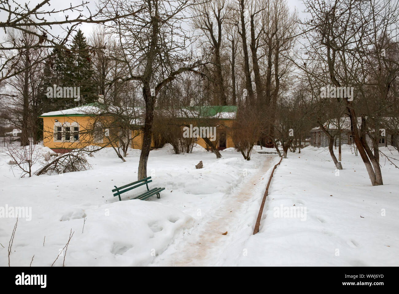 Anton chekhov house hi-res stock photography and images - Alamy