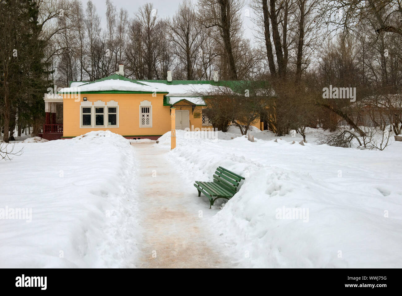Anton chekhov house hi-res stock photography and images - Alamy