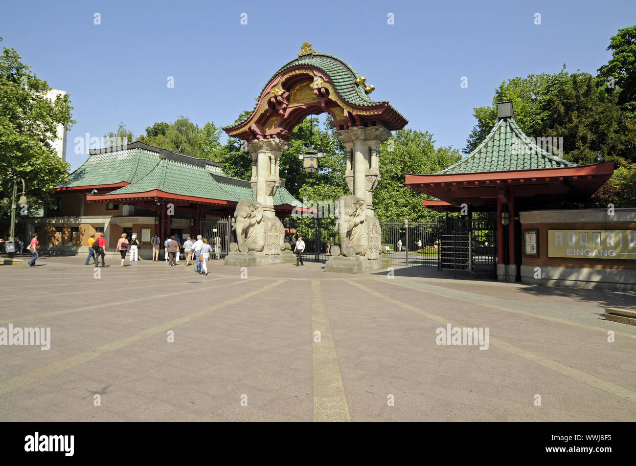 Berlin zoological garden hi-res stock photography and images - Alamy