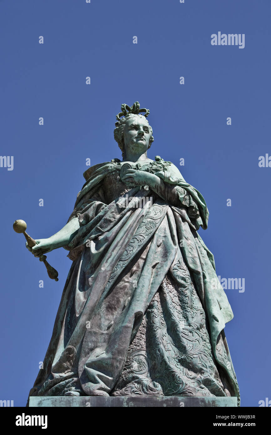 Maria Theresia statue on the main square in Klagenfurt, Carinthia ...