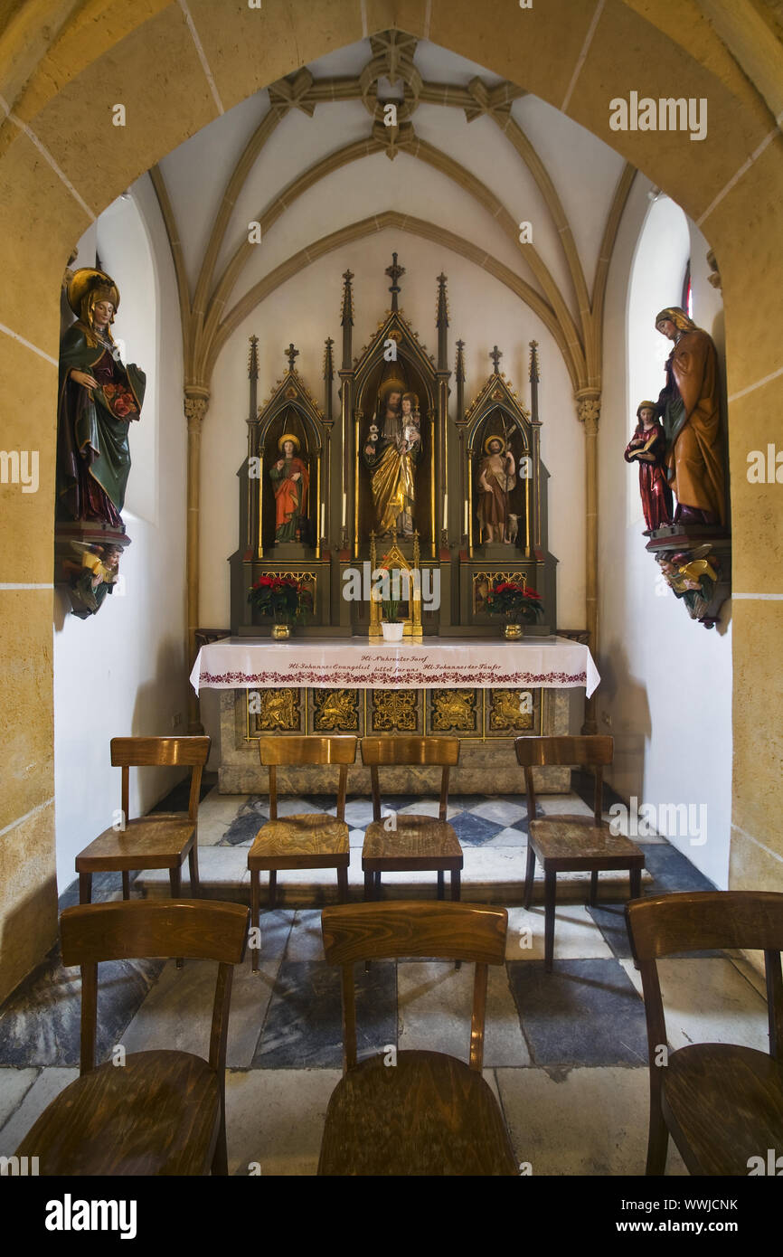 Side altar hi-res stock photography and images - Alamy