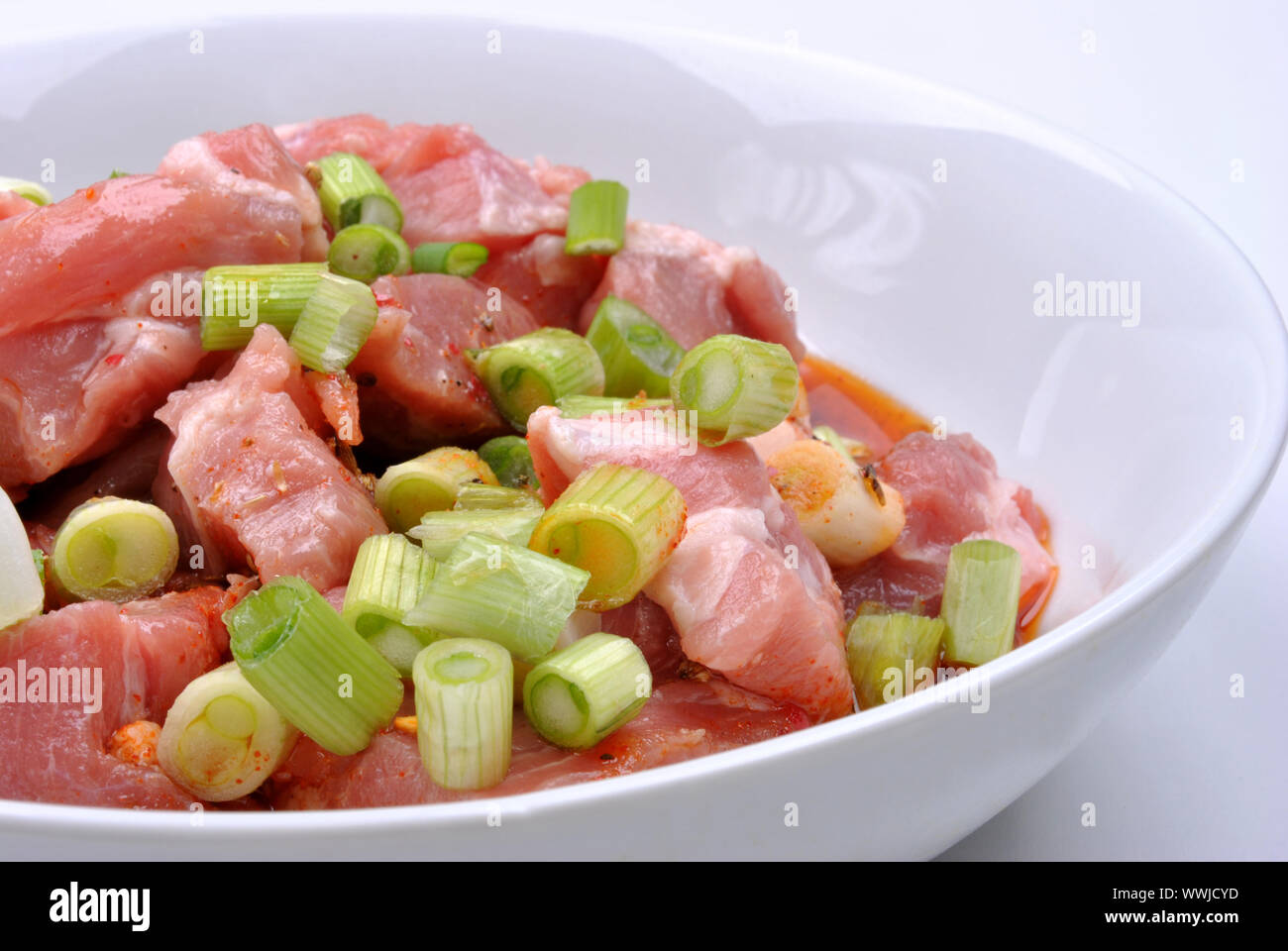 fresh beef lean diced steak in a bowl Stock Photo - Alamy