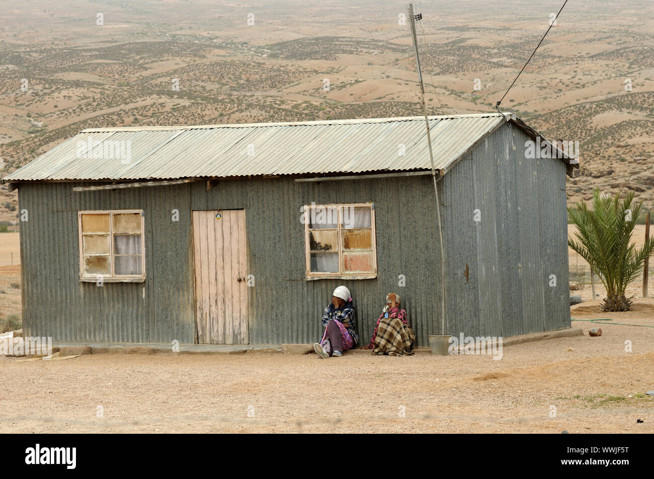 Huts south africa village hi-res stock photography and images - Alamy