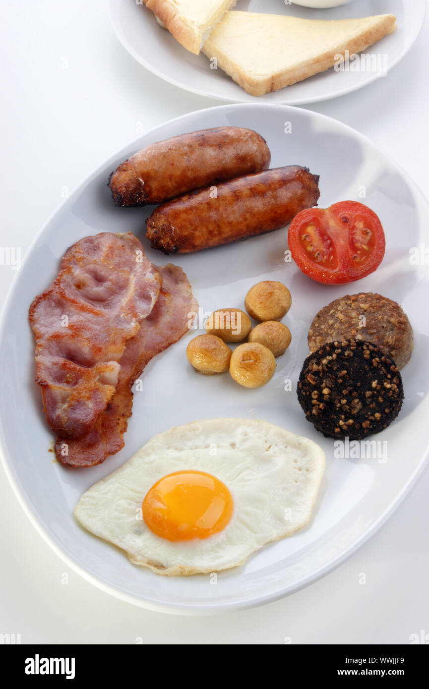 traditional irish breakfast on a large plate Stock Photo - Alamy