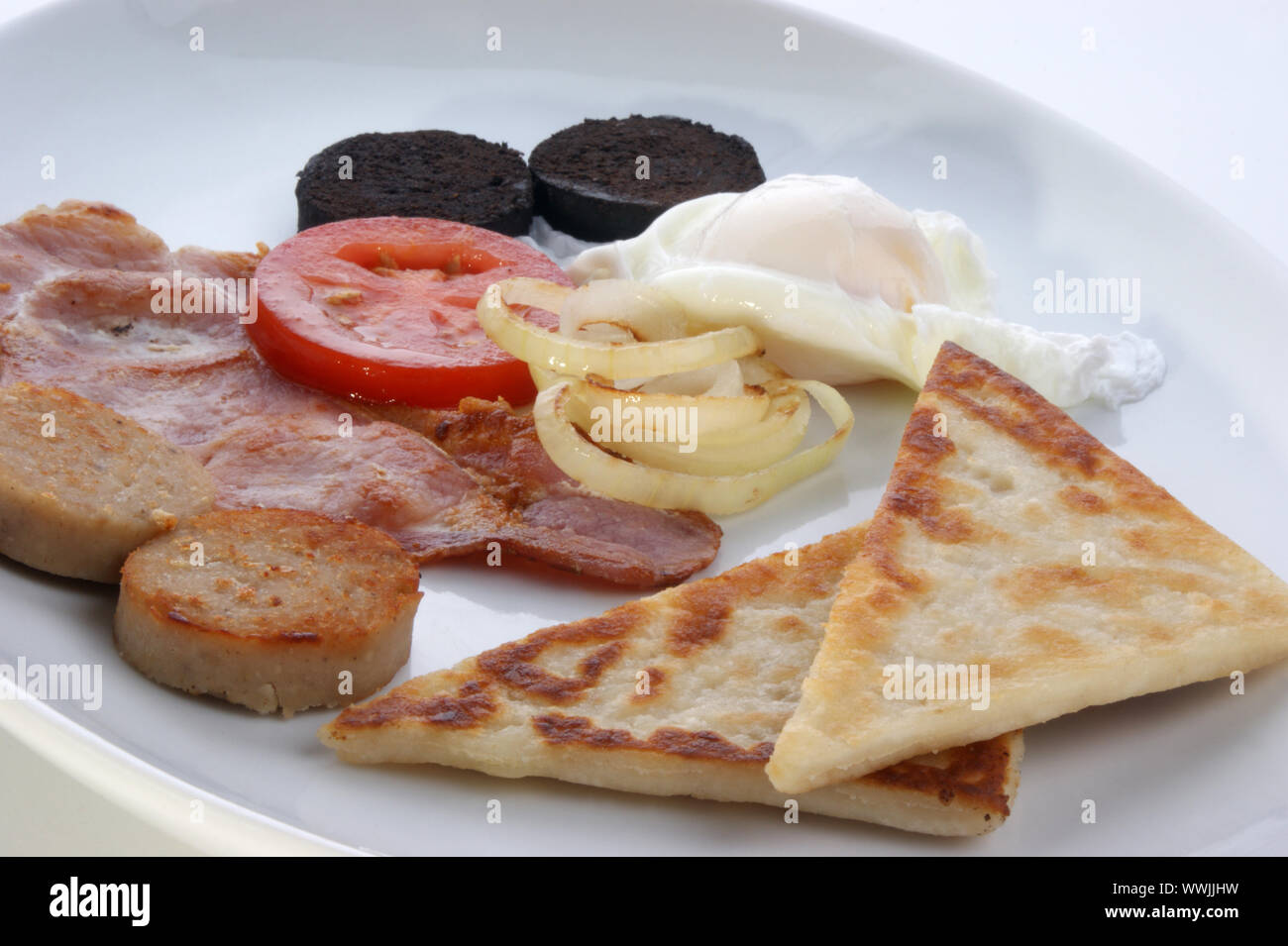 traditional irish breakfast on a large plate Stock Photo - Alamy