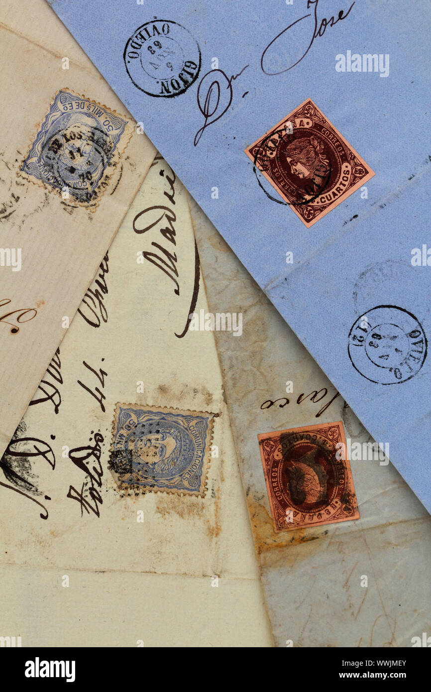 Antique signet ring hi-res stock photography and images - Alamy