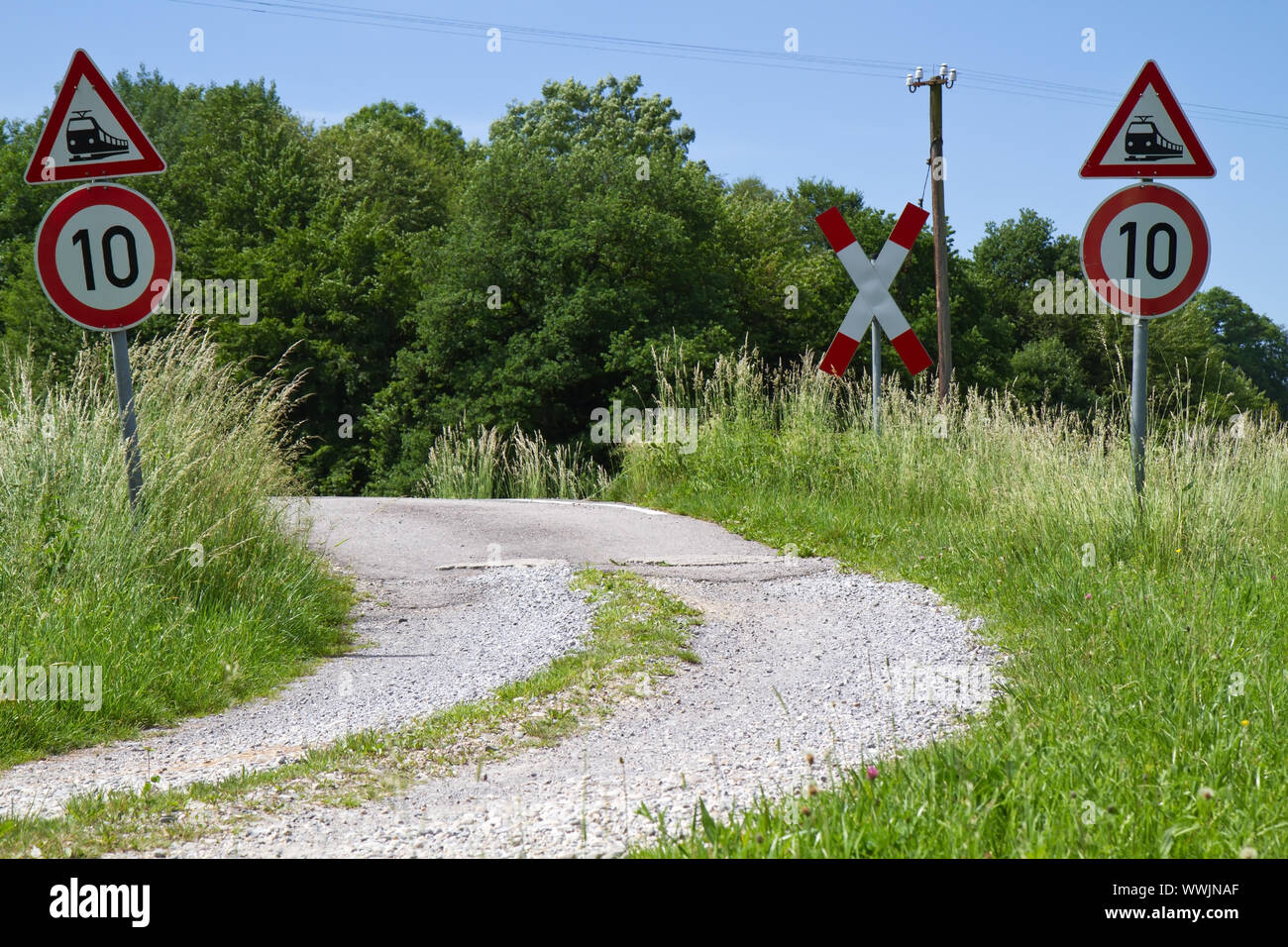 Land rail hi-res stock photography and images - Alamy