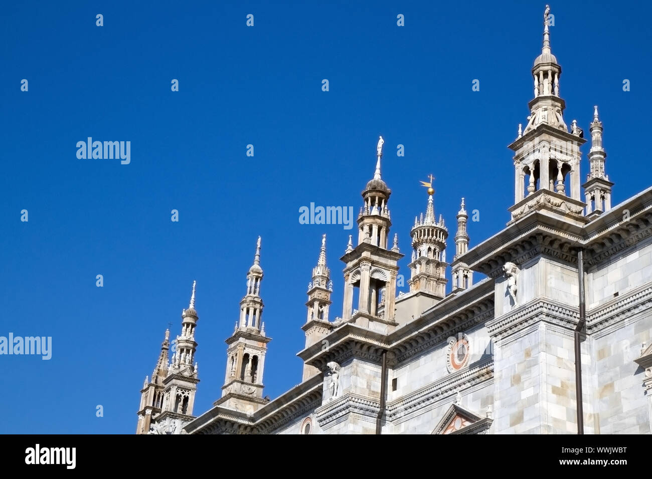 Medieval Cathedral of Como at Lake Como, Italy Stock Photo - Alamy