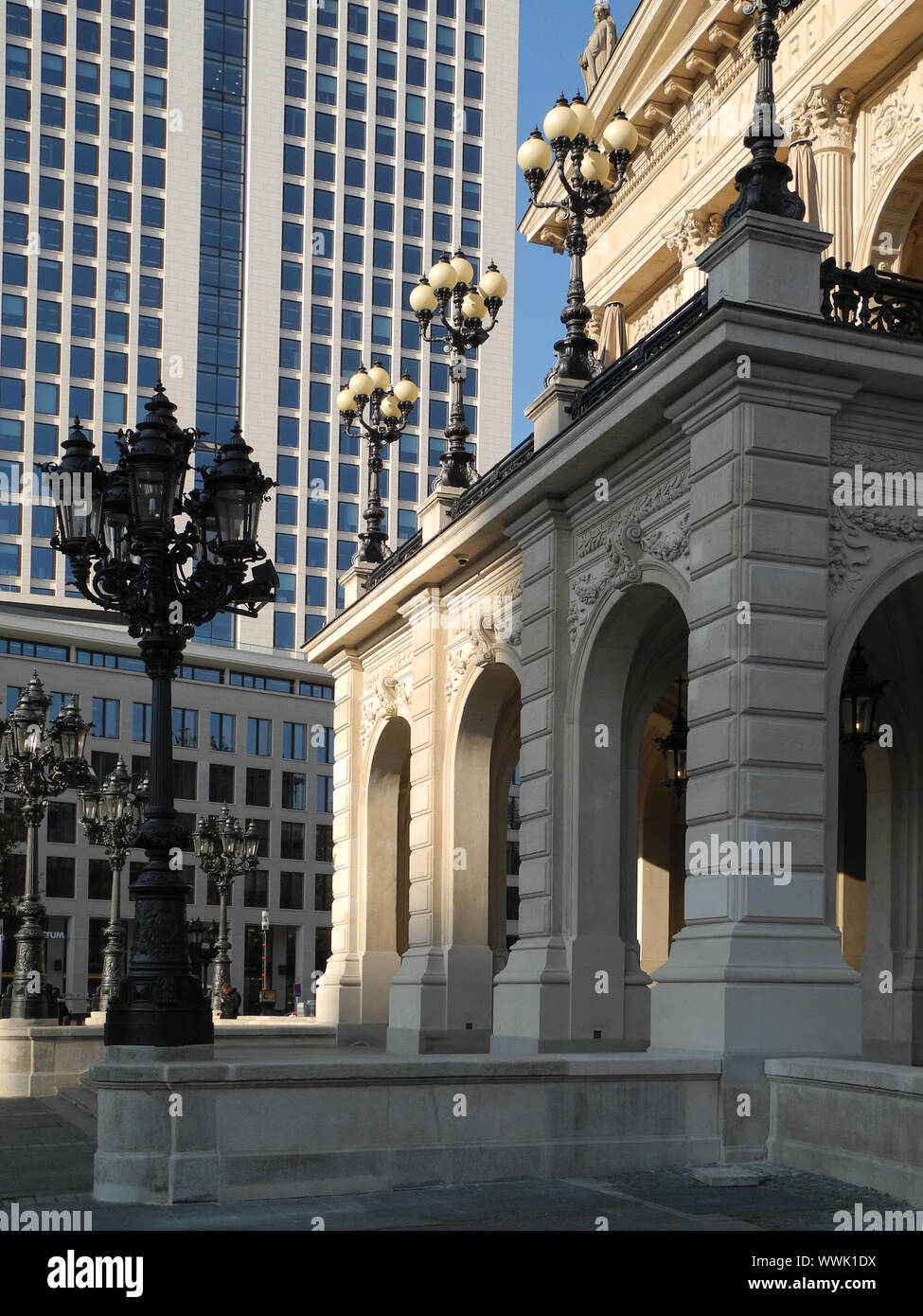 Alt oper hi-res stock photography and images - Alamy