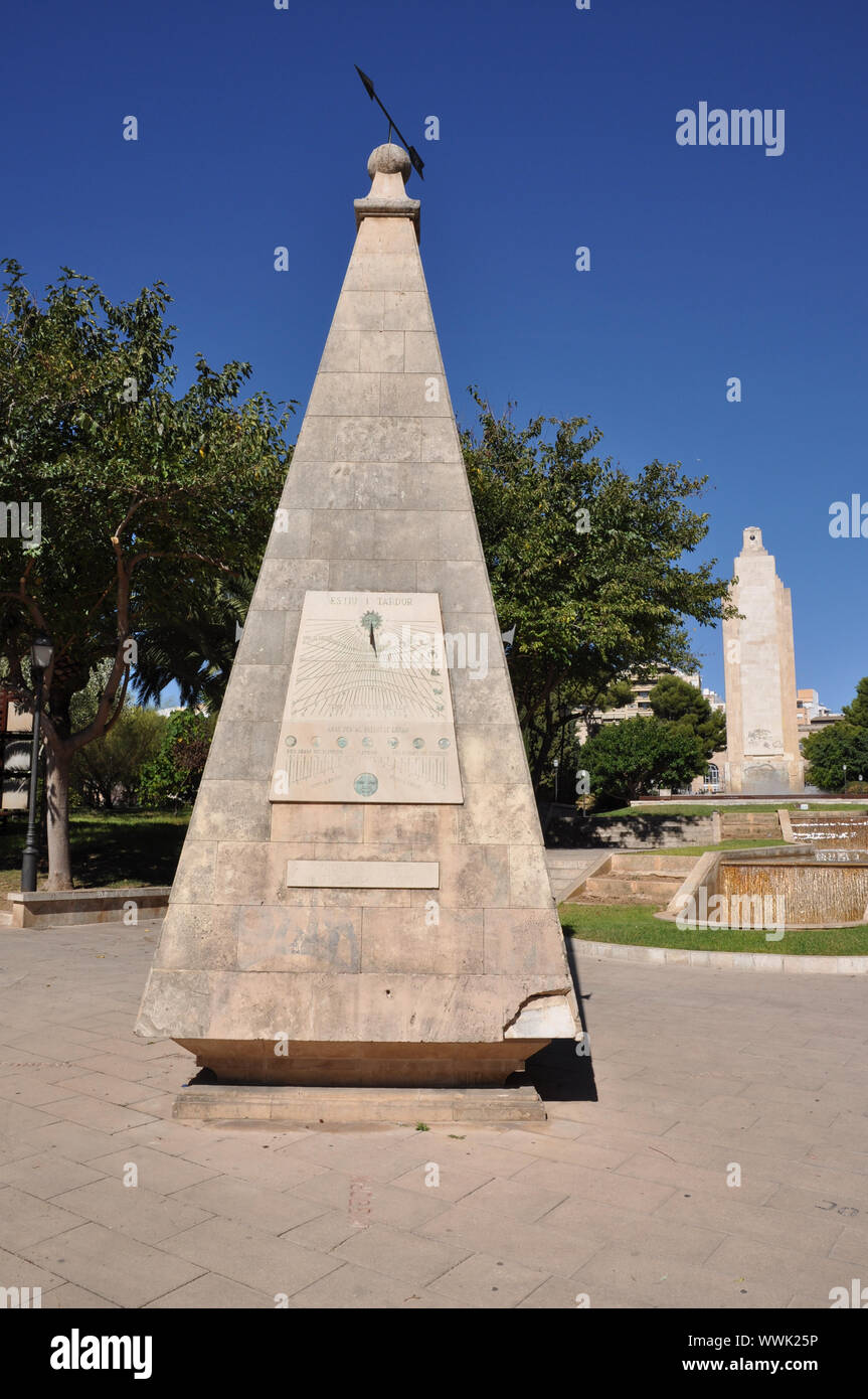 Sundial and monument in Palma Stock Photo - Alamy