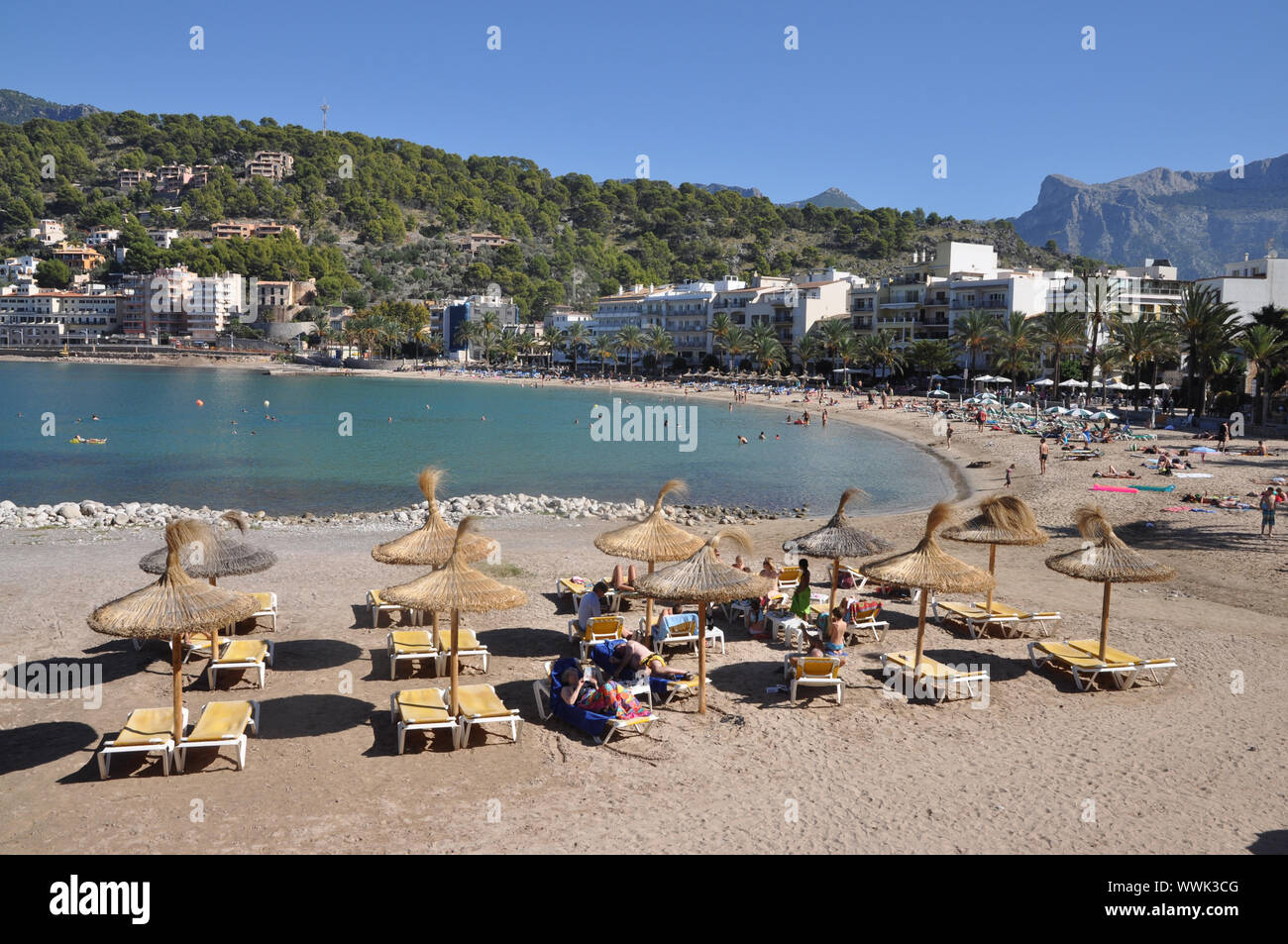 Beach in Port de Soller, Mallorca Stock Photo - Alamy