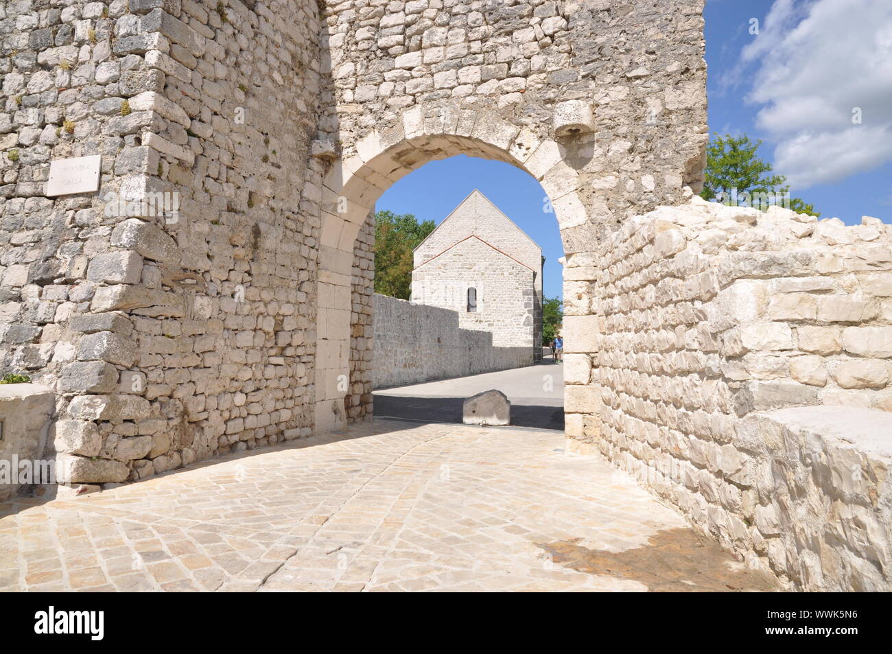 City gate and church in Nin, Croatia Stock Photo - Alamy