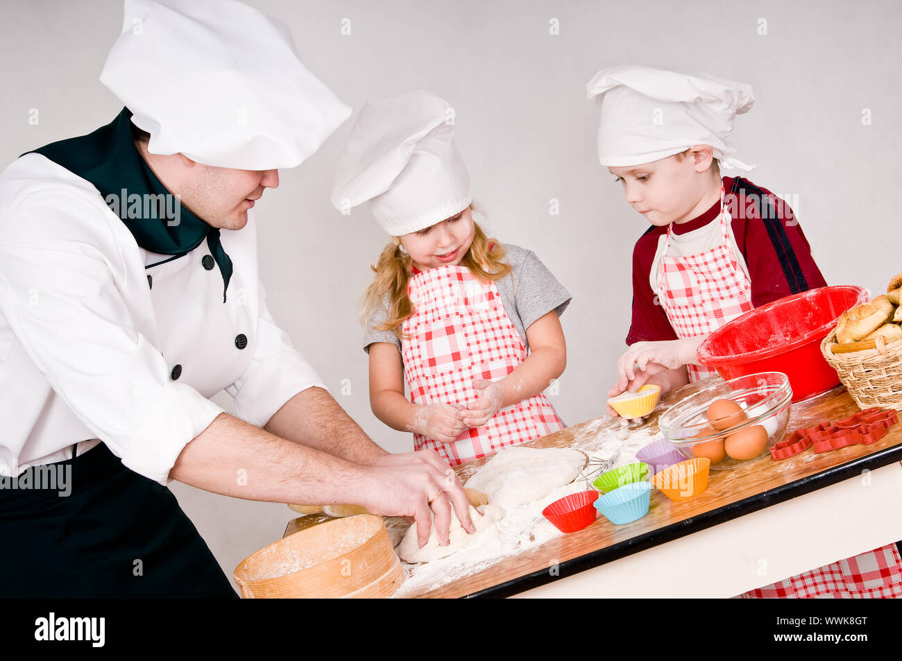 chef with children Stock Photo - Alamy