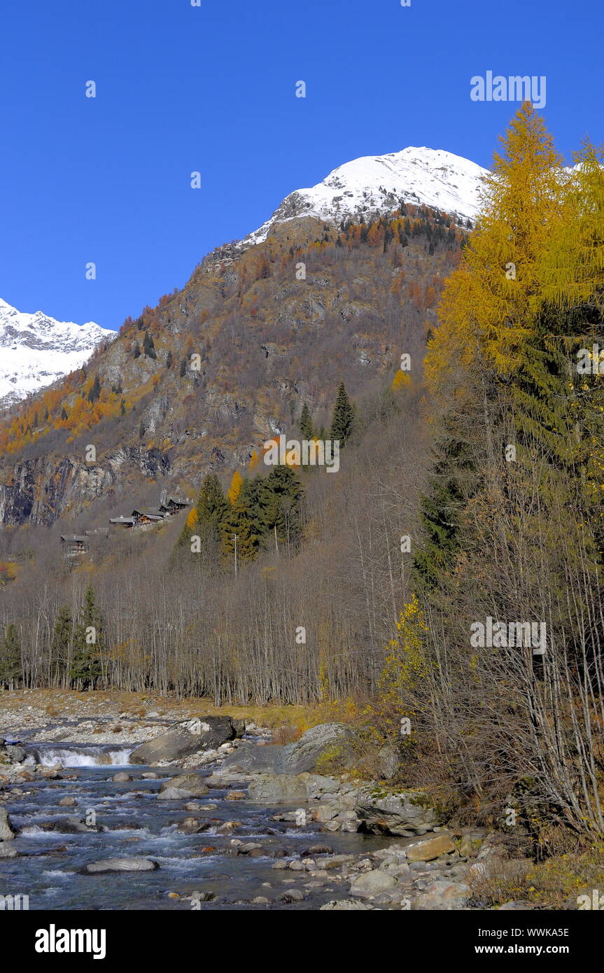 Village sightseeing hi-res stock photography and images - Alamy