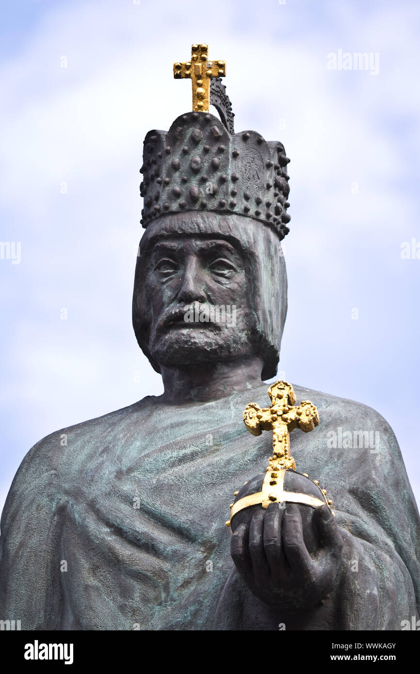 Holy roman empire crown hi-res stock photography and images - Alamy