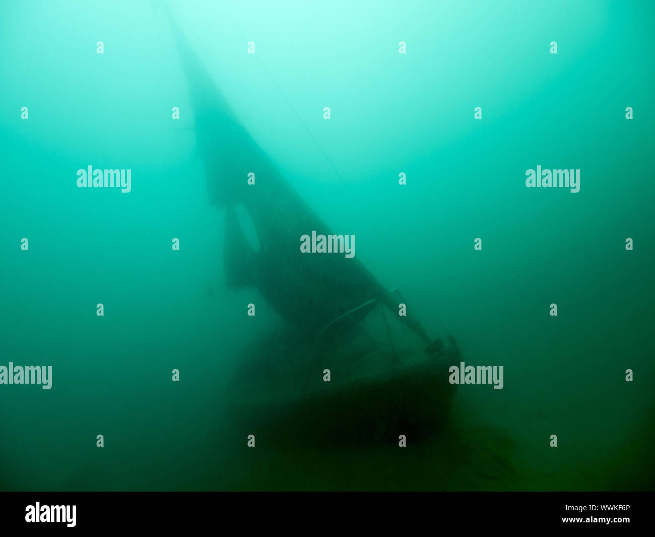 Wreck of a sailing boat Stock Photo - Alamy
