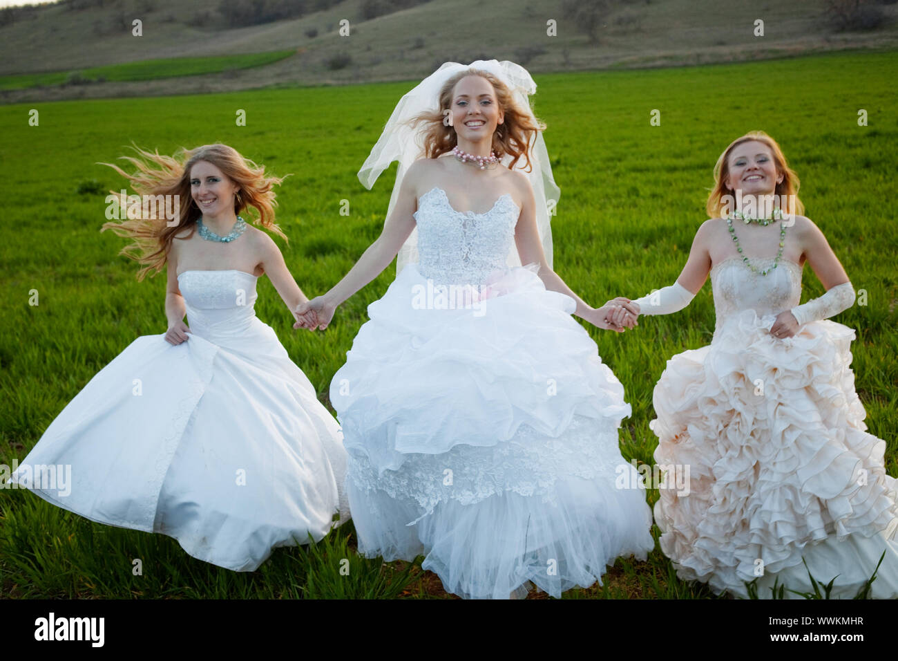 Brides hi-res stock photography and images - Alamy