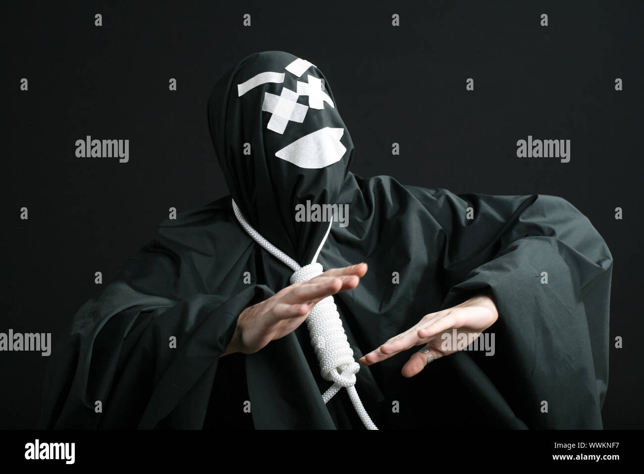 Mime artist white face paint hi-res stock photography and images - Alamy