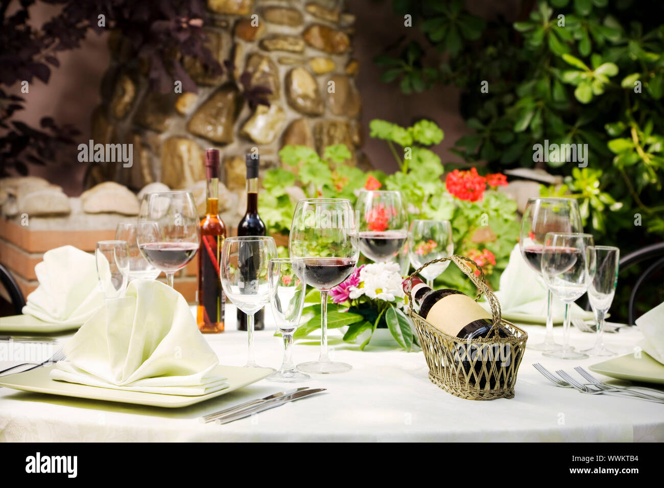 Outdoor restaurant table setting, copy space Stock Photo - Alamy