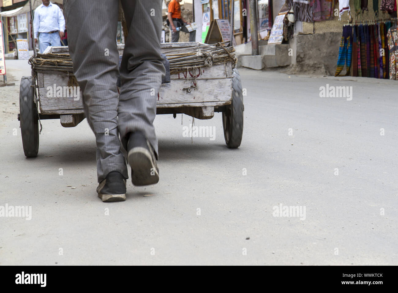 Man pushing a wooden cart in Leh, Ladakh, India Stock Photo - Alamy