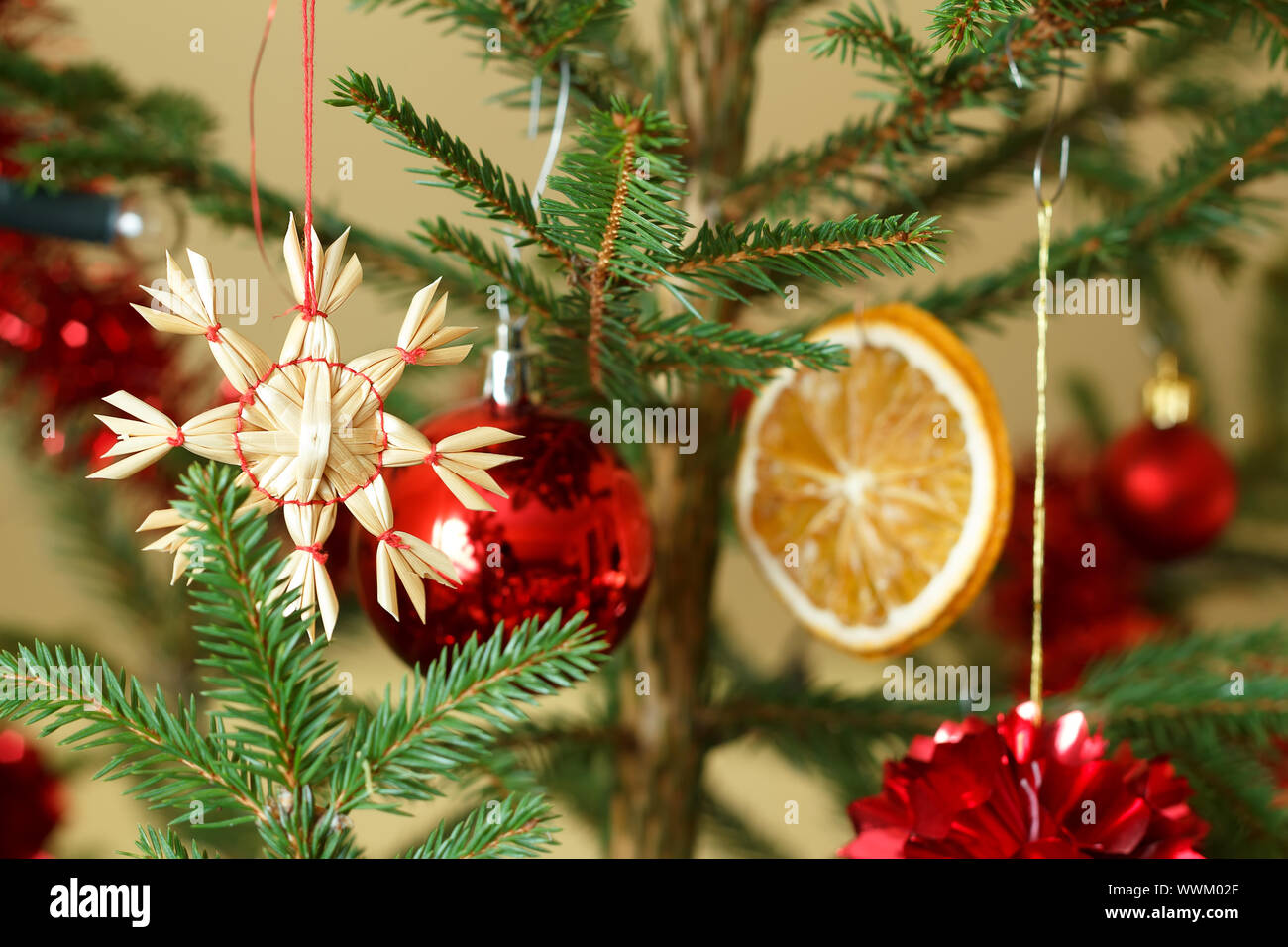 straw decoratrion on the Christmas tree Stock Photo - Alamy