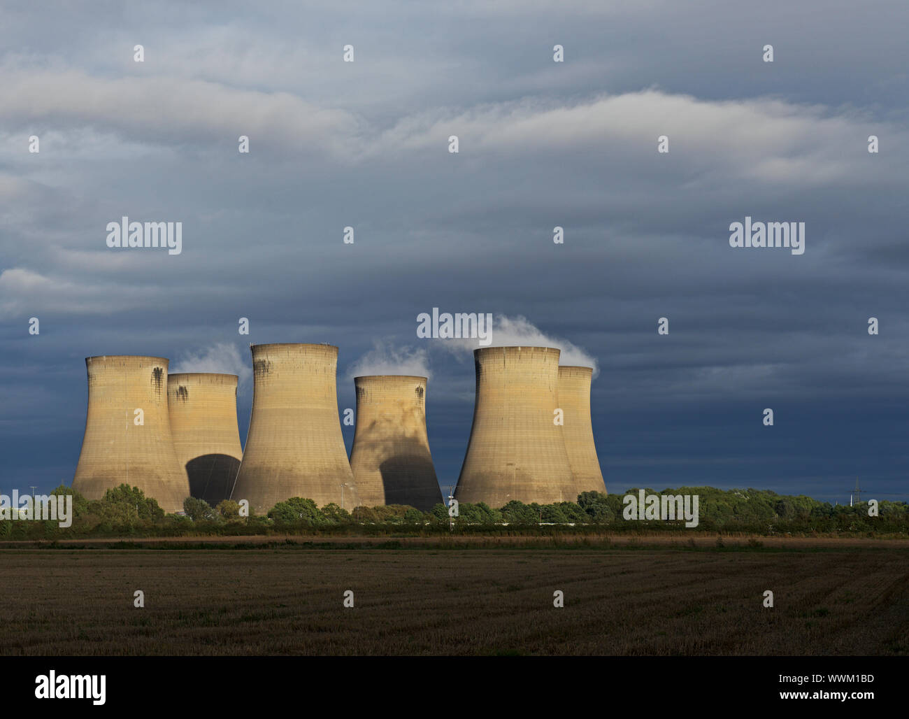 The cooling Towers of Drax Power Station, North Yorkshire, England UK ...