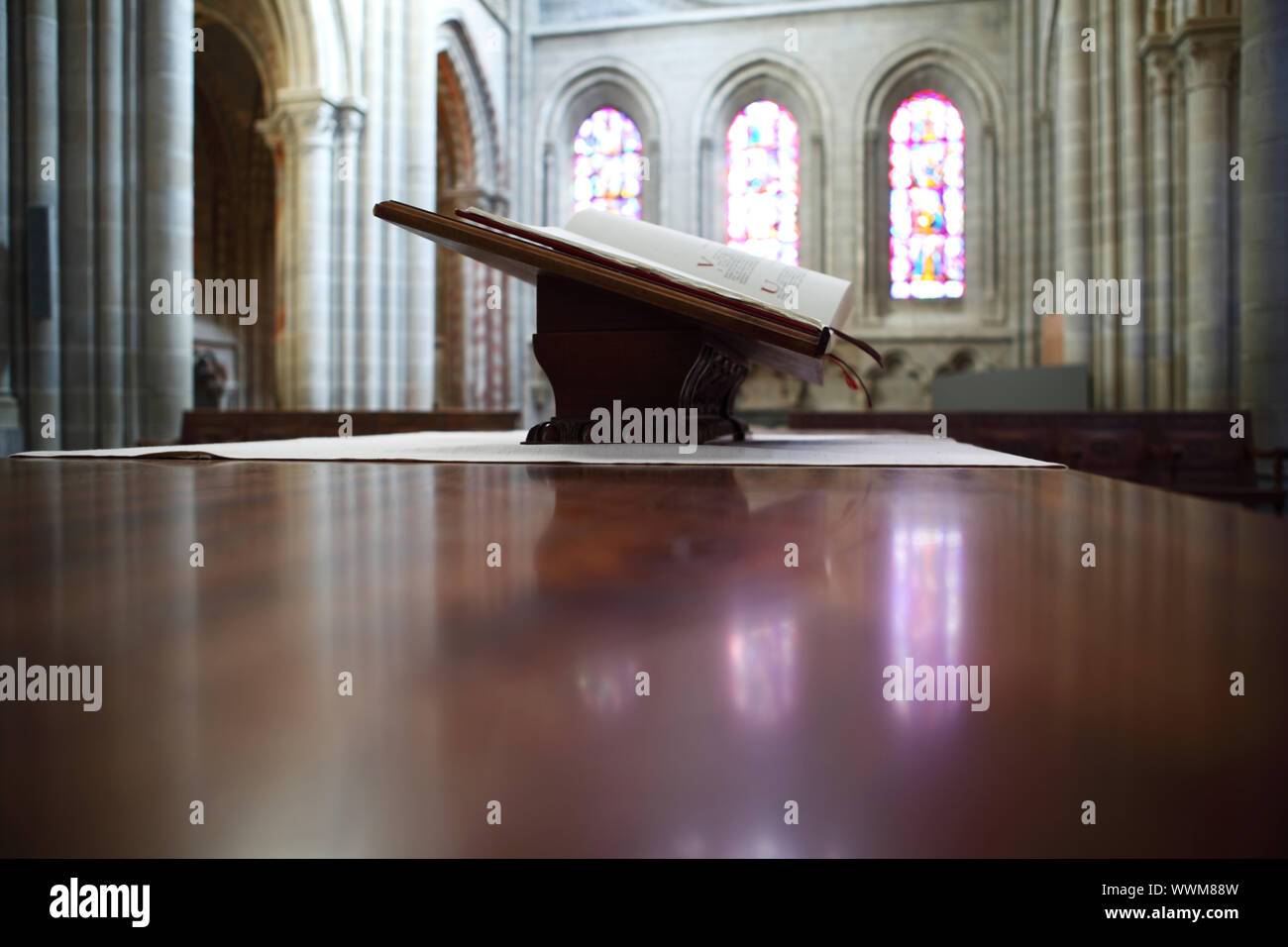 bible in church interior close up Stock Photo - Alamy