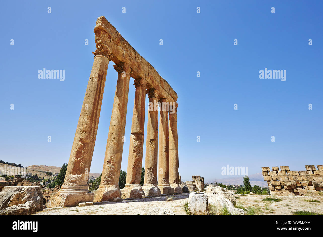 Jupiter columns (Temple of Jupiter) - Baalbek, Lebanon Stock Photo - Alamy