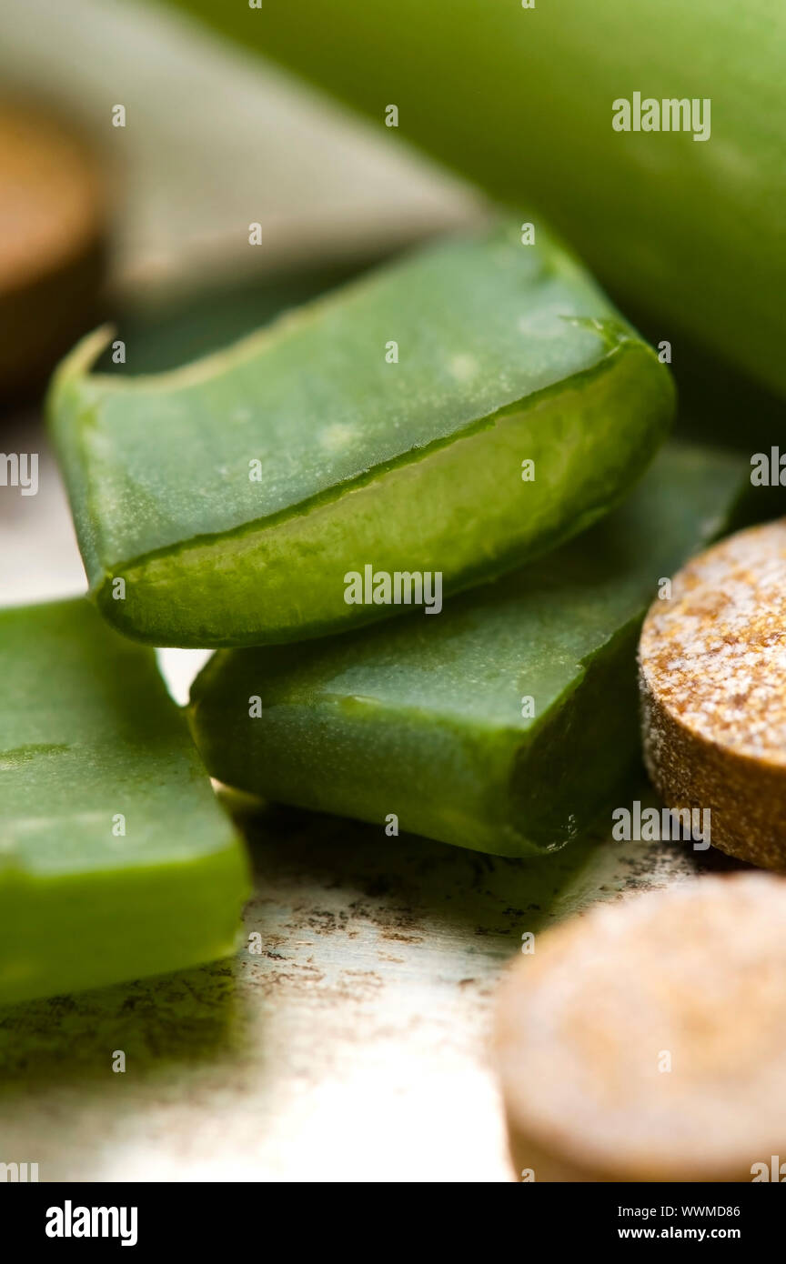 aloe vera plant with pills - herbal medicine Stock Photo - Alamy