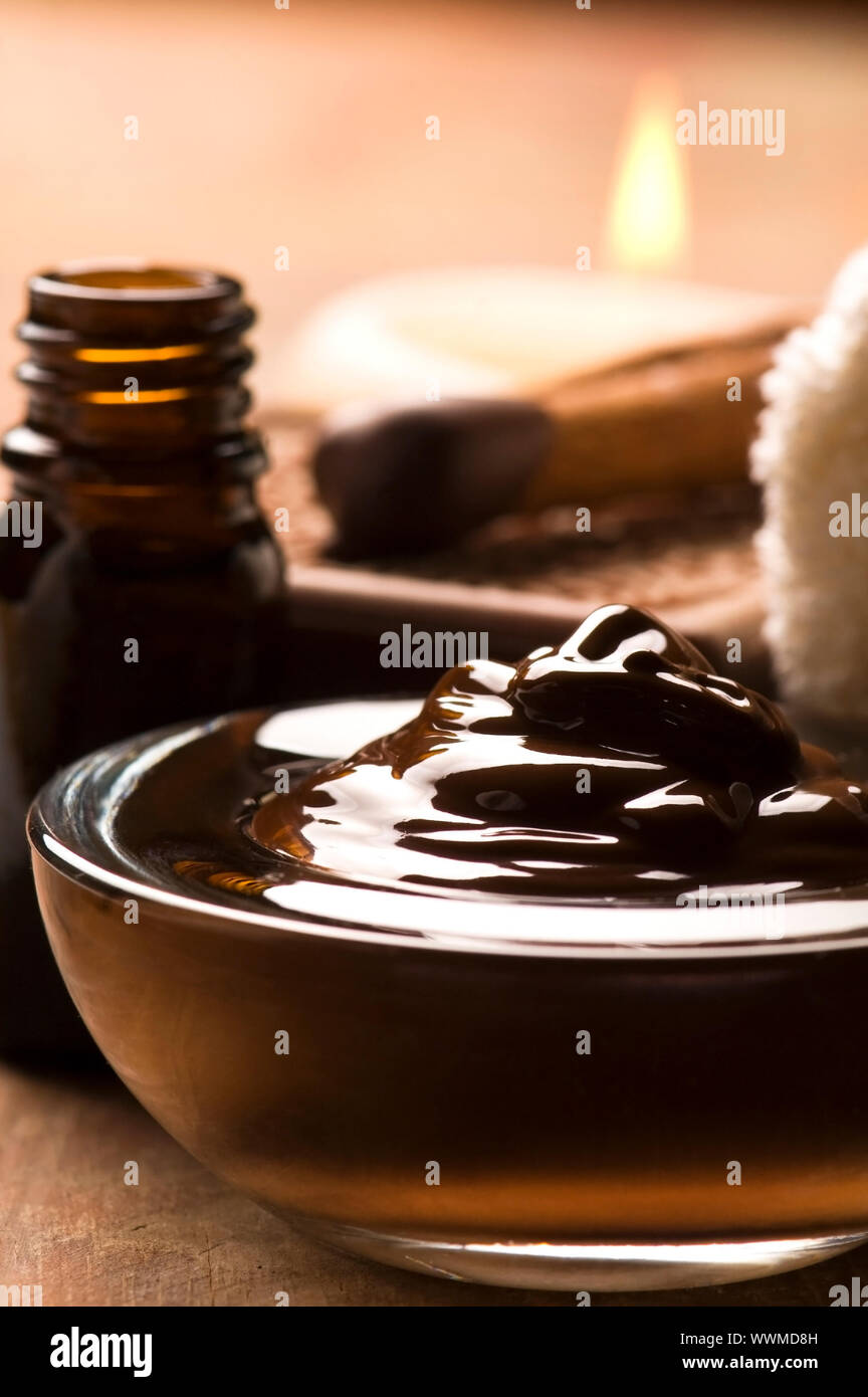 Chocolate spa with cinnamon Stock Photo - Alamy