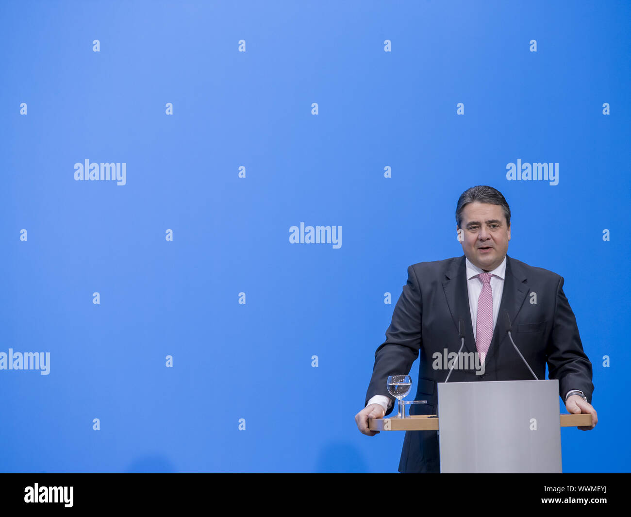 CDU, CSU and SPD signing the coalition agreement in Berlin Stock Photo ...