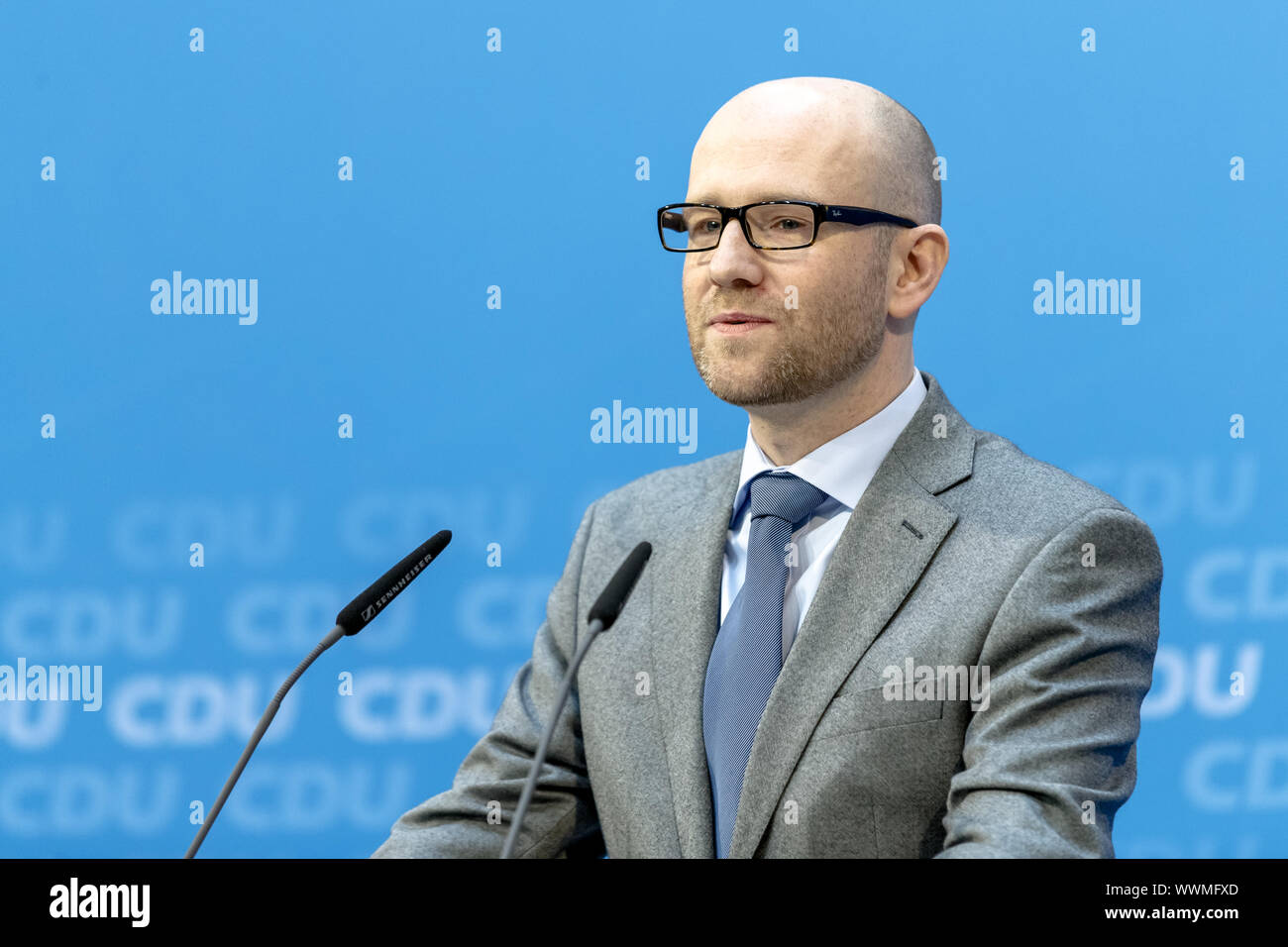 Dr peter taube hi-res stock photography and images - Alamy