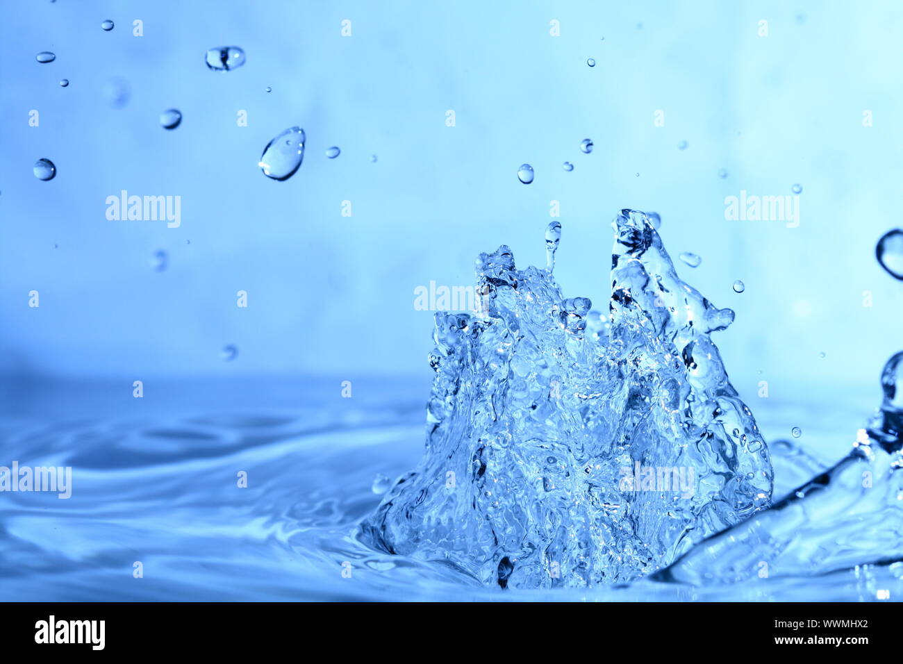 water splash macro close up Stock Photo - Alamy