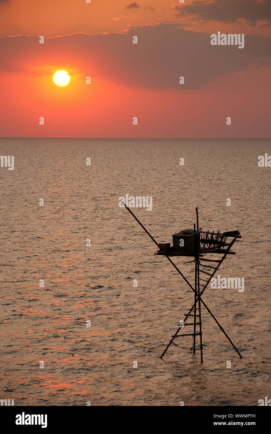 Tropical rig hi-res stock photography and images - Alamy